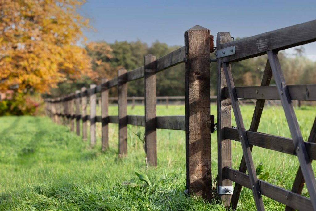 Equine Fencing DURA2 UK